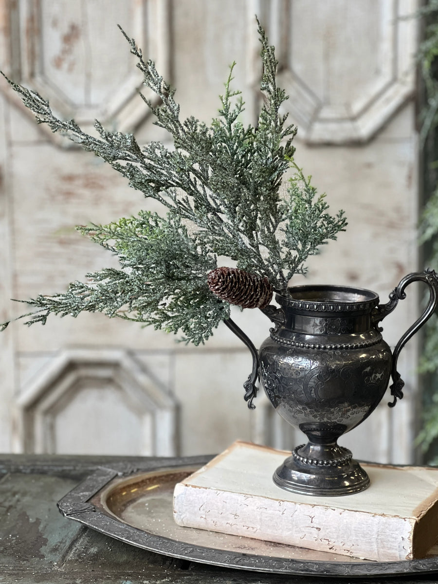 Silver Thread Cedar Pick – The Rustic Barn