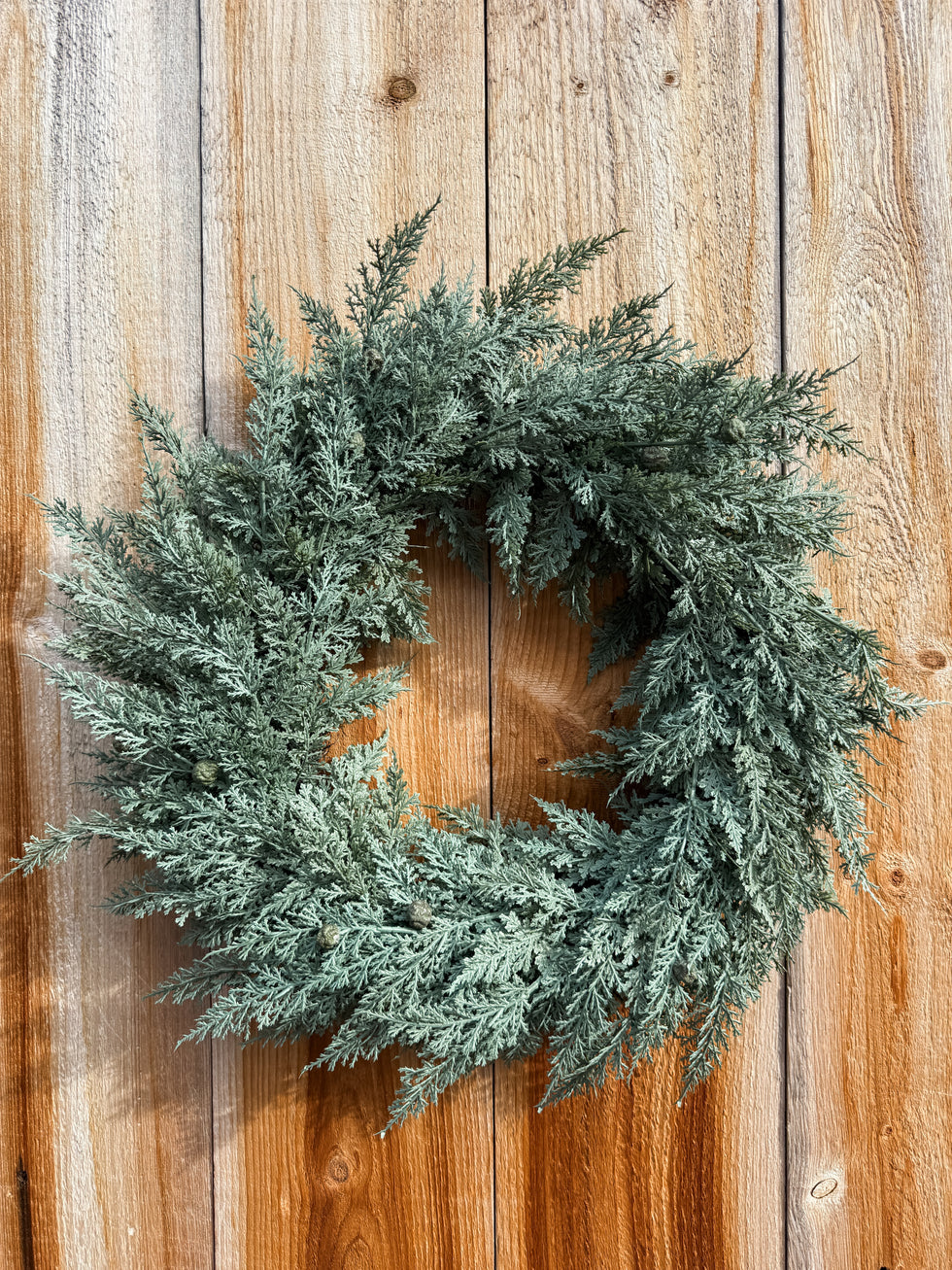 22" Round Soft Grey Green Juniper Wreath – The Rustic Barn