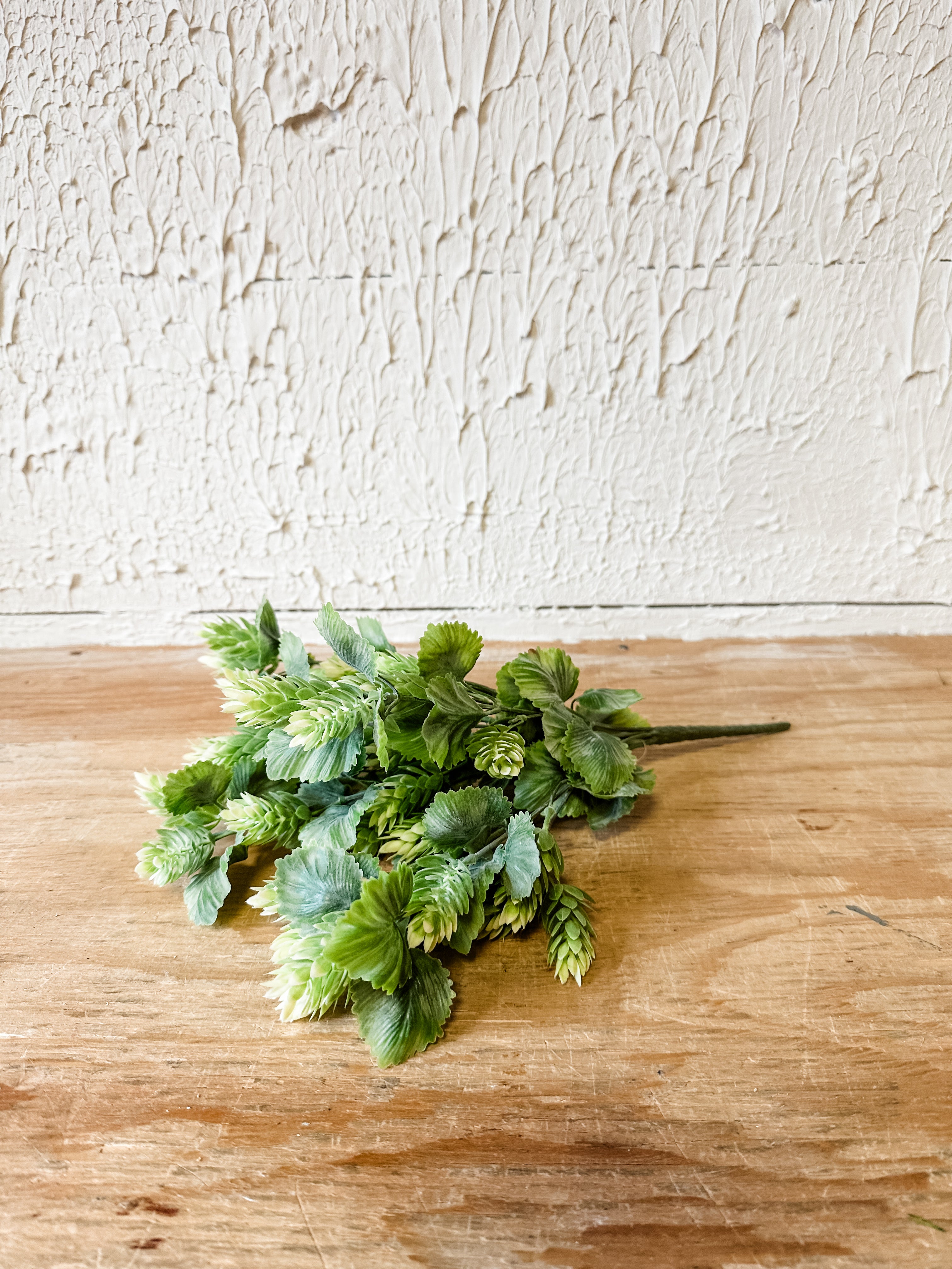 15" Spring Hops – The Rustic Barn